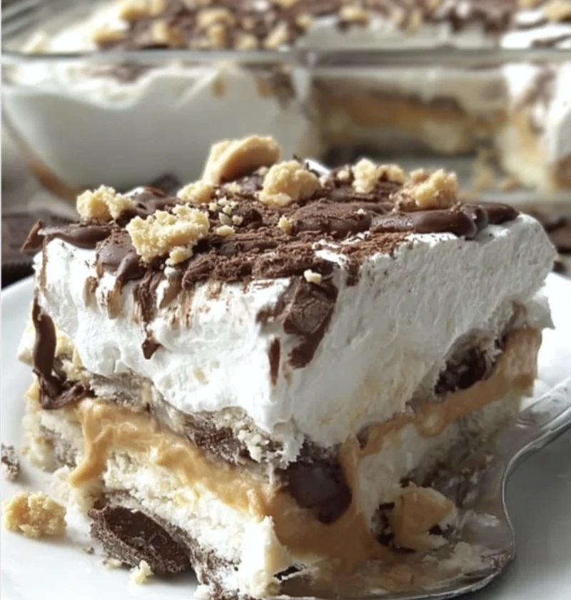 Peanut Butter Cool Whip Pudding Lasagna – dynamicdishes.com